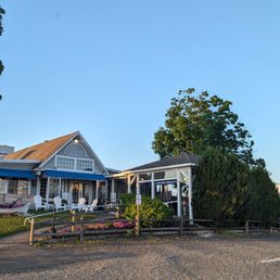 DOCKSIDE SEAFOOD & GRILLE - Updated December 2025 - 194 Photos & 239 ...