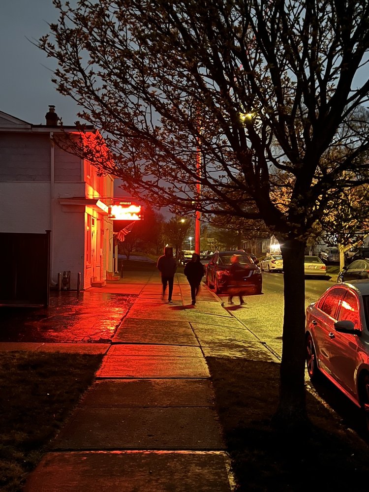 JOHNNIE’S GLENN AVENUE GRILL - Updated October 2025 - 16 Photos & 60 ...