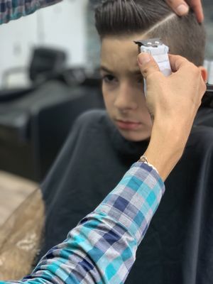 ALIBABA BARBER - Updated May 2024 - 34 Photos & 25 Reviews - 11920 S ...