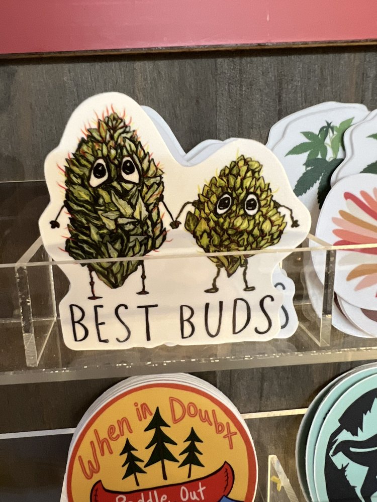 BLUE RIDGE ANTIQUE MALL & CONSIGNMENT - Updated July 2025 - 793 E Main ...