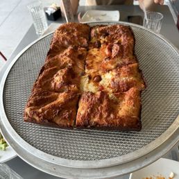 SQUARE PEG PIZZERIA - Updated December 2025 - 113 Photos & 72 Reviews ...