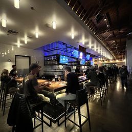 BALLAST POINT BREWING MIRAMAR - Updated July 2025 - 4462 Photos & 2405 ...