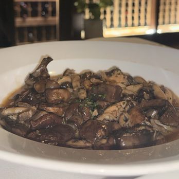 RUSSELL’S RESTAURANT - Updated October 2025 - 477 Photos & 586 Reviews ...