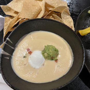 FUSE SPORTS BAR - Updated May 2024 - 201 Photos & 275 Reviews - 2800 ...