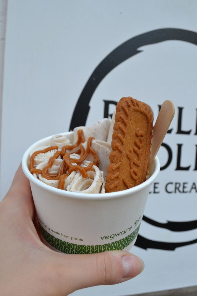 ROLLING ROLLS ICE CREAM - Radniční 137/9, České Budějovice, Czech ...