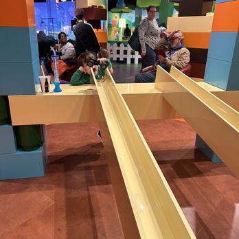 LEGO DISCOVERY CENTER - Updated May 2024 - 435 Photos & 23 Reviews ...