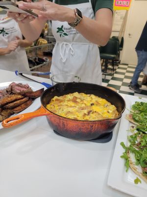 SWEET BASIL GOURMETWARE & COOKING SCHOOL - Updated August 2025 - 71 ...