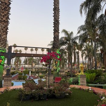 CASTLE PARK - Updated October 2025 - 714 Photos & 857 Reviews - 3500 ...