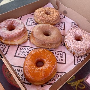 UNION SQUARE DONUTS - 779 Photos & 719 Reviews - 20 Bow St, Somerville ...