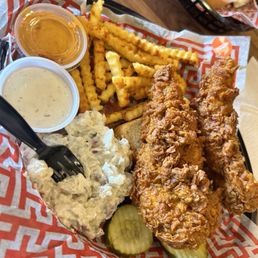 BYRDS HOT CHICKEN - Updated October 2025 - 112 Photos & 70 Reviews ...