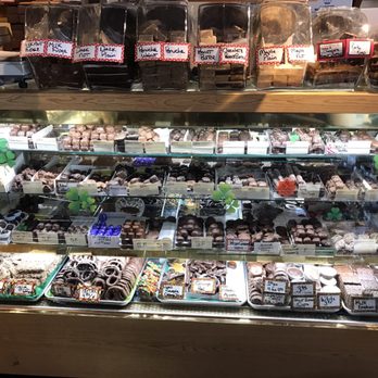 LITCHFIELD CANDY COMPANY - Updated December 2025 - 61 Photos & 25 ...