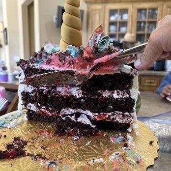 THE HEAVENLY BAKERY - Updated October 2024 - 134 Photos & 262 Reviews ...