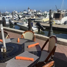 FRESH SALT - Updated July 2025 - 444 Photos & 417 Reviews - 2 Bridge St ...