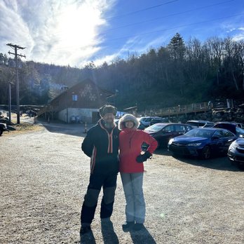 JONAS RIDGE SNOW TUBING - Updated January 2026 - 20 Photos & 19 Reviews ...