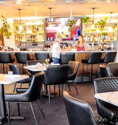 MOMO CROWFIELD - Updated January 2026 - 38 Photos & 18 Reviews - 300 ...