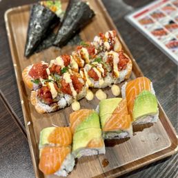 SHOW SUSHI - Updated December 2025 - 4592 Photos & 2942 Reviews - 957 W ...
