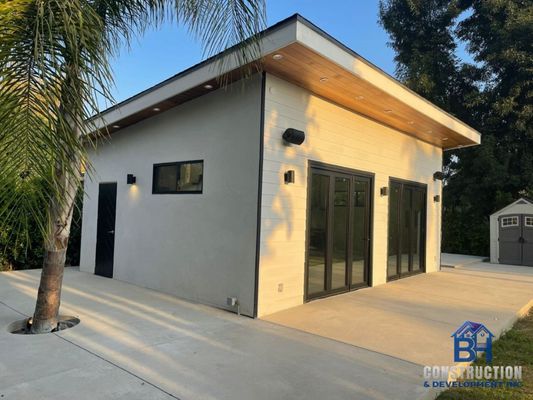 BH CONSTRUCTION & DEVELOPMENT - Updated August 2024 - 288 Photos & 27 ...