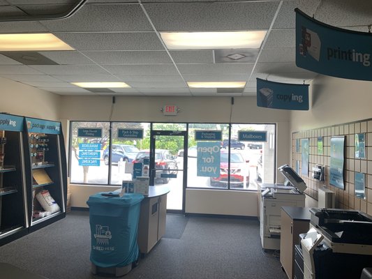 THE UPS STORE - Updated January 2025 - 26 Photos & 34 Reviews - 2480 ...