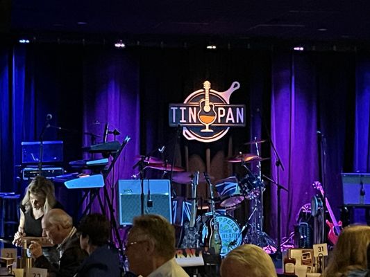 THE TIN PAN - Updated September 2025 - 134 Photos & 105 Reviews - 8982 ...