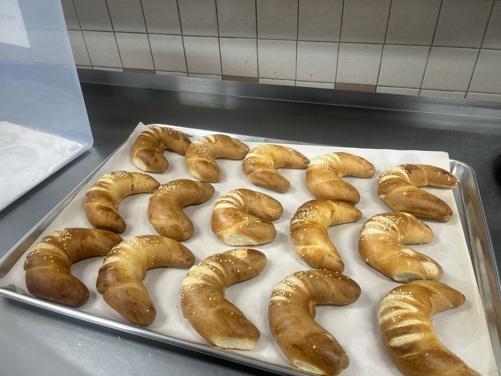 MAYFAIR PIZZA - Updated December 2025 - 20 Reviews - 7424 Frankford Ave ...