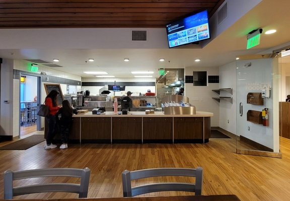 PDQ TEST KITCHEN - Updated January 2025 - 73 Photos & 33 Reviews - 4343 ...