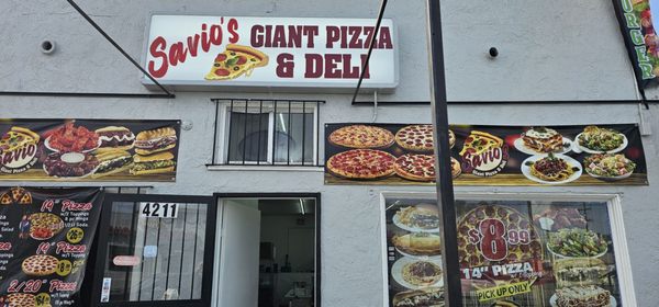 SAVIO‘S GIANT PIZZA & DELI - Updated June 2025 - 41 Photos & 16 Reviews ...