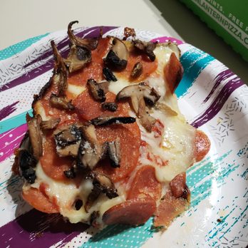 GREEN LANTERN PIZZA - Updated April 2025 - 17 Photos & 16 Reviews ...