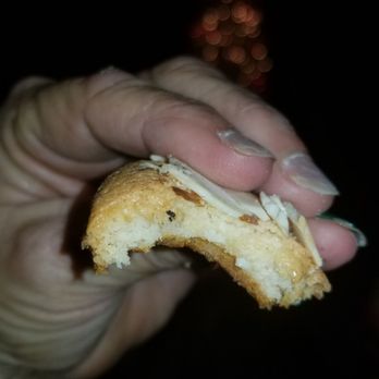 LA ROSA’S BAKERY - Updated January 2025 - 49 Photos & 78 Reviews - 79 E ...