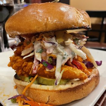 VILLAGE VINTNER WINERY, BREWERY & RESTAURANT - 186 Photos & 330 Reviews ...