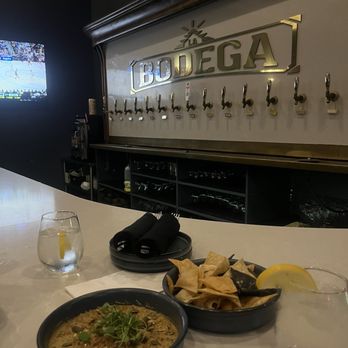 LA BODEGA BREWING - Updated August 2025 - 704 Photos & 518 Reviews ...