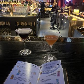 PUTTSHACK - EDINA - Updated December 2025 - 237 Photos & 69 Reviews ...