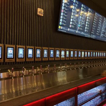 THE PHOENIX TAPROOM & KITCHEN - Updated December 2025 - 64 Photos & 17 ...