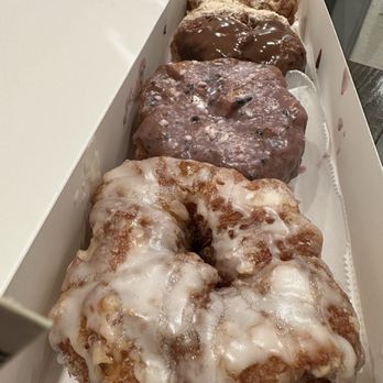 PARLOR DOUGHNUTS - Updated July 2025 - 370 Photos & 160 Reviews - 506 ...