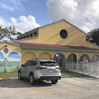 JUAN PABLO DUARTE PARK - Updated October 2025 - 31 Photos - 2800 NW ...