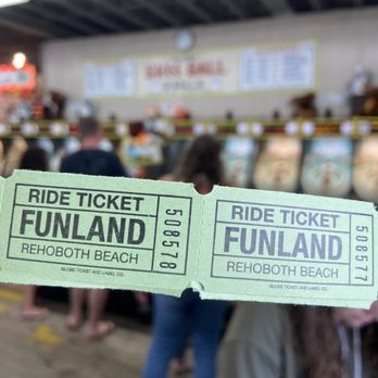 FUNLAND - Updated July 2025 - 168 Photos & 136 Reviews - 6 Delaware Ave ...
