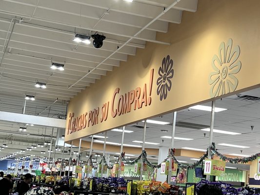 FIESTA MART #7 - Updated May 2025 - 37 Photos & 31 Reviews - 6200 ...