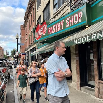 MODERN PASTRY SHOP - 3494 Photos & 2573 Reviews - 257 Hanover St ...