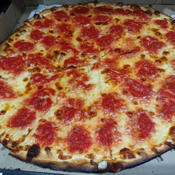 ROUND PIE PIZZA COMPANY - Updated October 2025 - 10 Photos & 18 Reviews ...