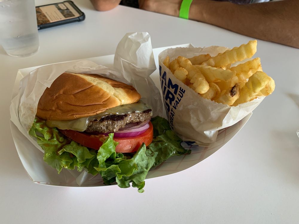 808 OHANA GRINDZ - 51 Photos & 59 Reviews - 543 NE E St, Grants Pass ...