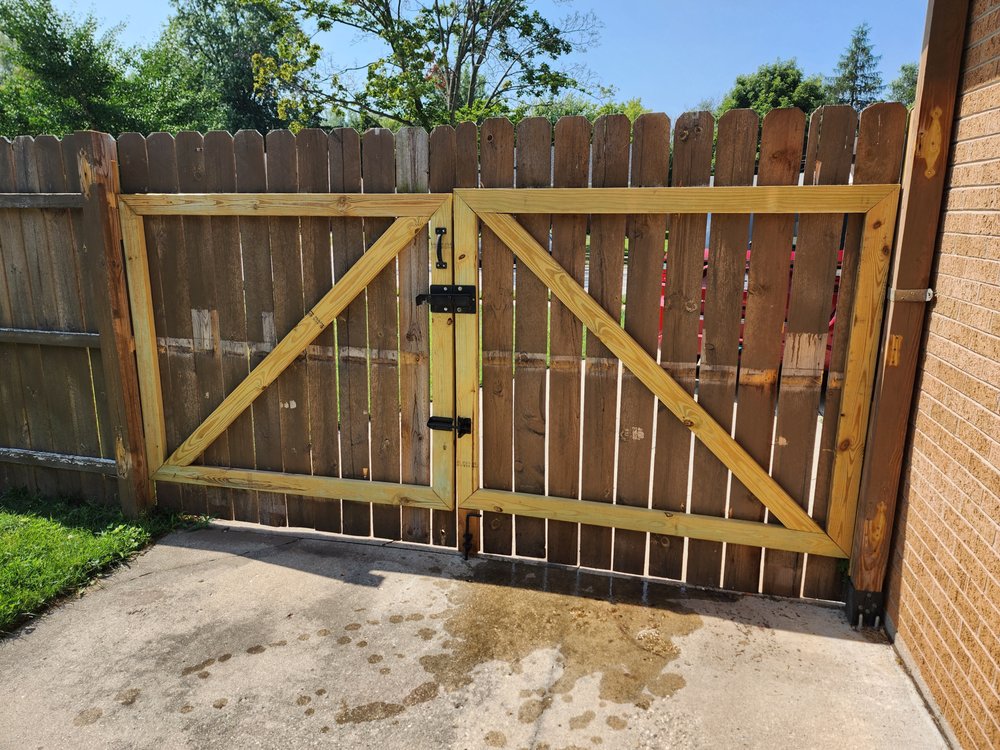 FINEST FENCING - Updated April 2024 - 15 Photos - 1855 Fiesta Ln, Green ...