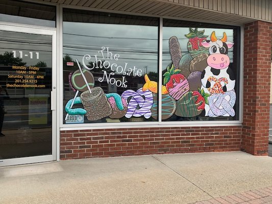 THE CHOCOLATE NOOK - Updated February 2025 - 15 Photos - 11-11 River Rd ...