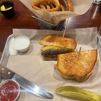 CAVANA’S PUB & GRUB - Updated April 2025 - 272 Photos & 469 Reviews ...