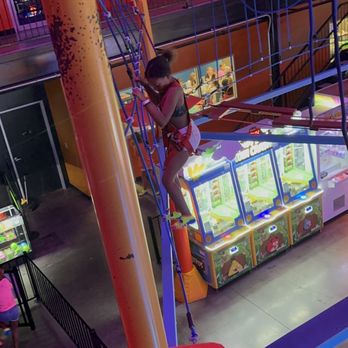 URBAN AIR TRAMPOLINE AND ADVENTURE PARK - Updated November 2025 - 77 ...