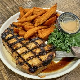 EAST MAIN KITCHEN - Updated October 2025 - 140 Photos & 111 Reviews ...