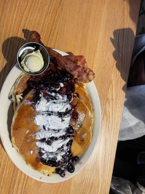 VILLAGE INN - Updated January 2026 - 29 Photos & 54 Reviews - 1685 S ...