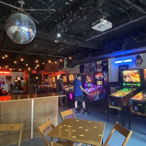 AMUSEMENT 20/20 - 13 Photos - 3350 Boulevard Saint-Martin O, Laval ...