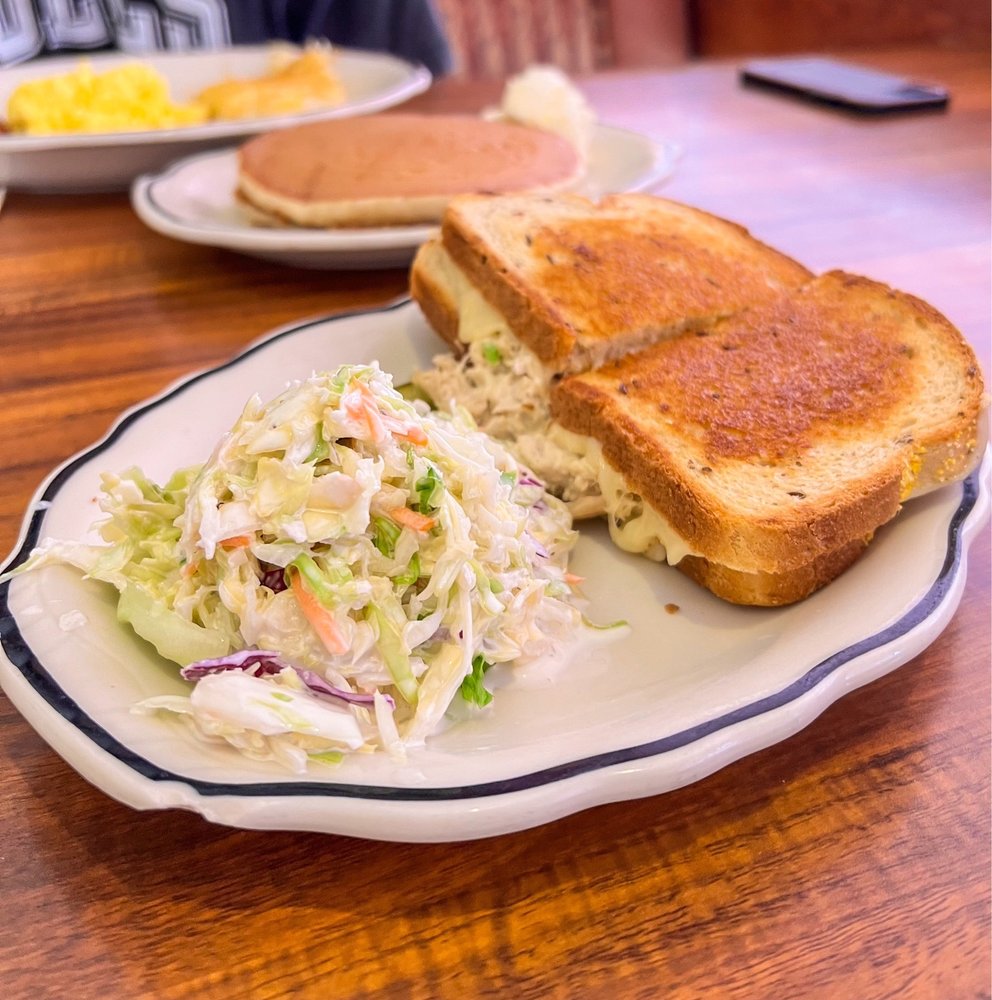 ANNA MILLER’S - 2565 Photos & 1235 Reviews - 98-115 Kaonohi St, Aiea ...