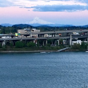 PORTLAND MARRIOTT DOWNTOWN WATERFRONT - Updated May 2024 - 555 Photos ...