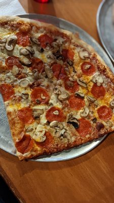 RUCKUS PIZZA & BAR - Updated October 2025 - 139 Photos - 198 Reviews ...