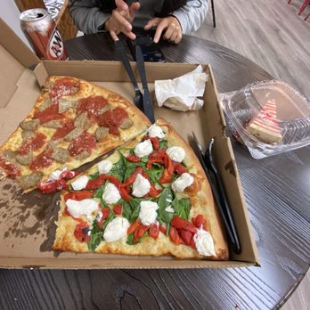 THE CORNER CRUST - Updated May 2025 - 42 Photos & 62 Reviews - 250 Oak ...